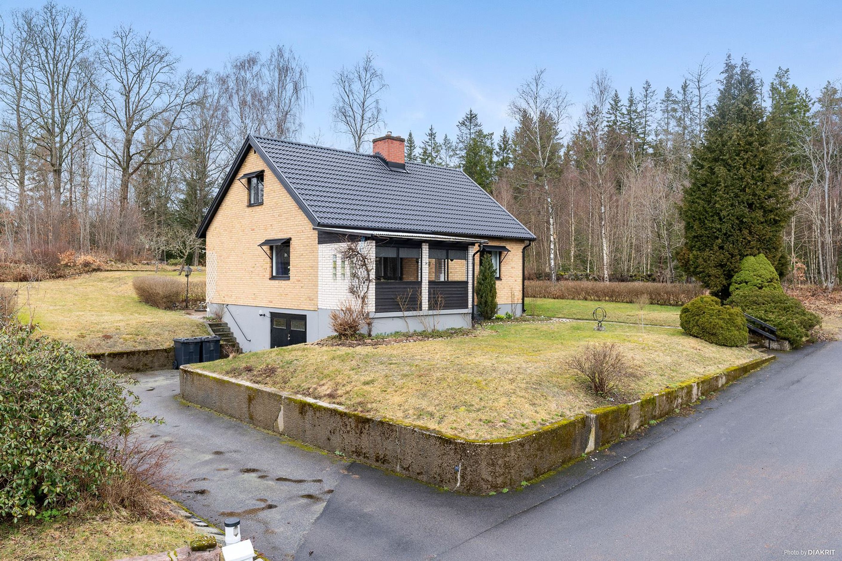 Väktarevägen 9 - Kyrkhult - 1-familjs friliggande villa - HusmanHagberg