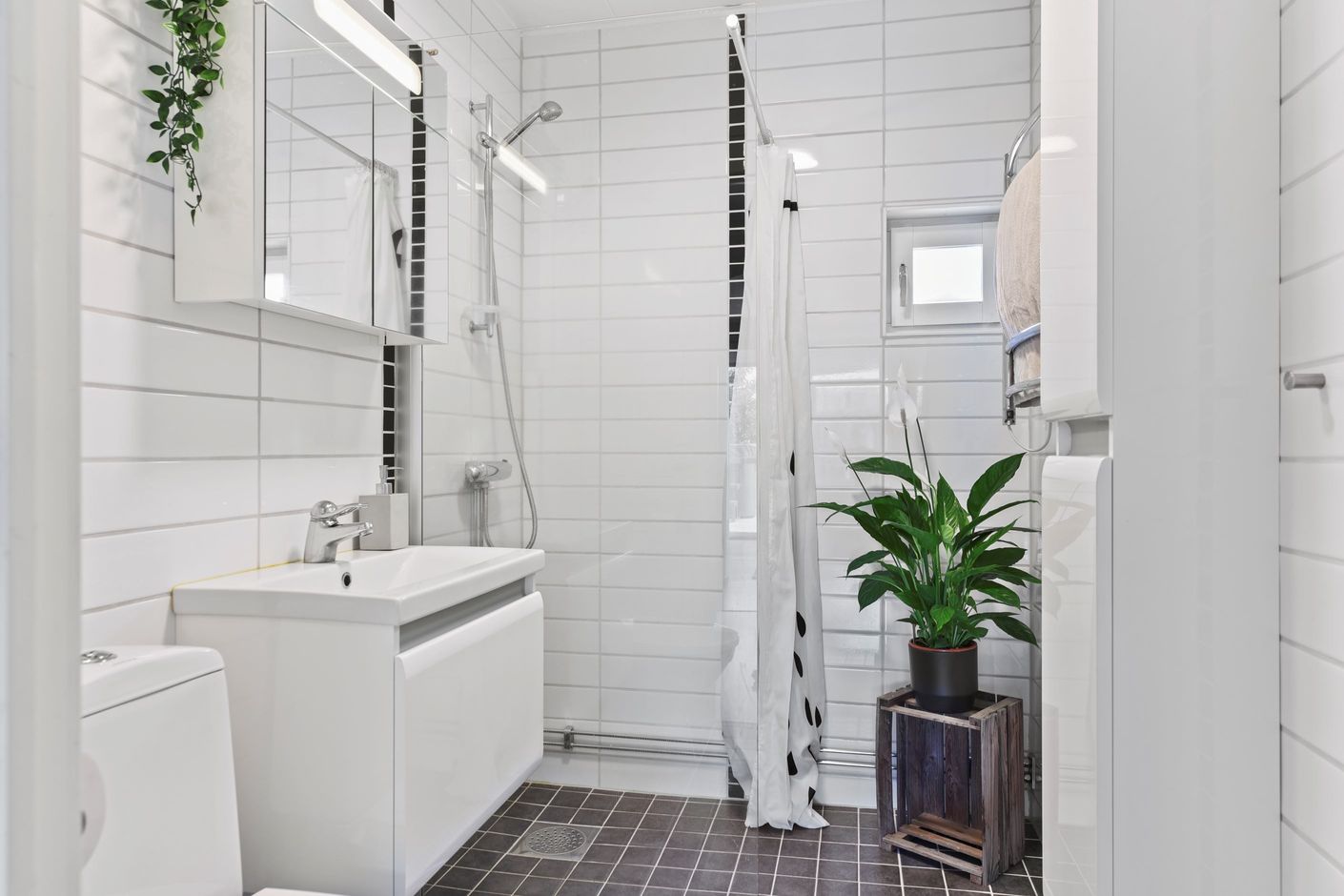 J A Linders väg 52 - Umedalen, UMEÅ - Lägenhet - HusmanHagberg