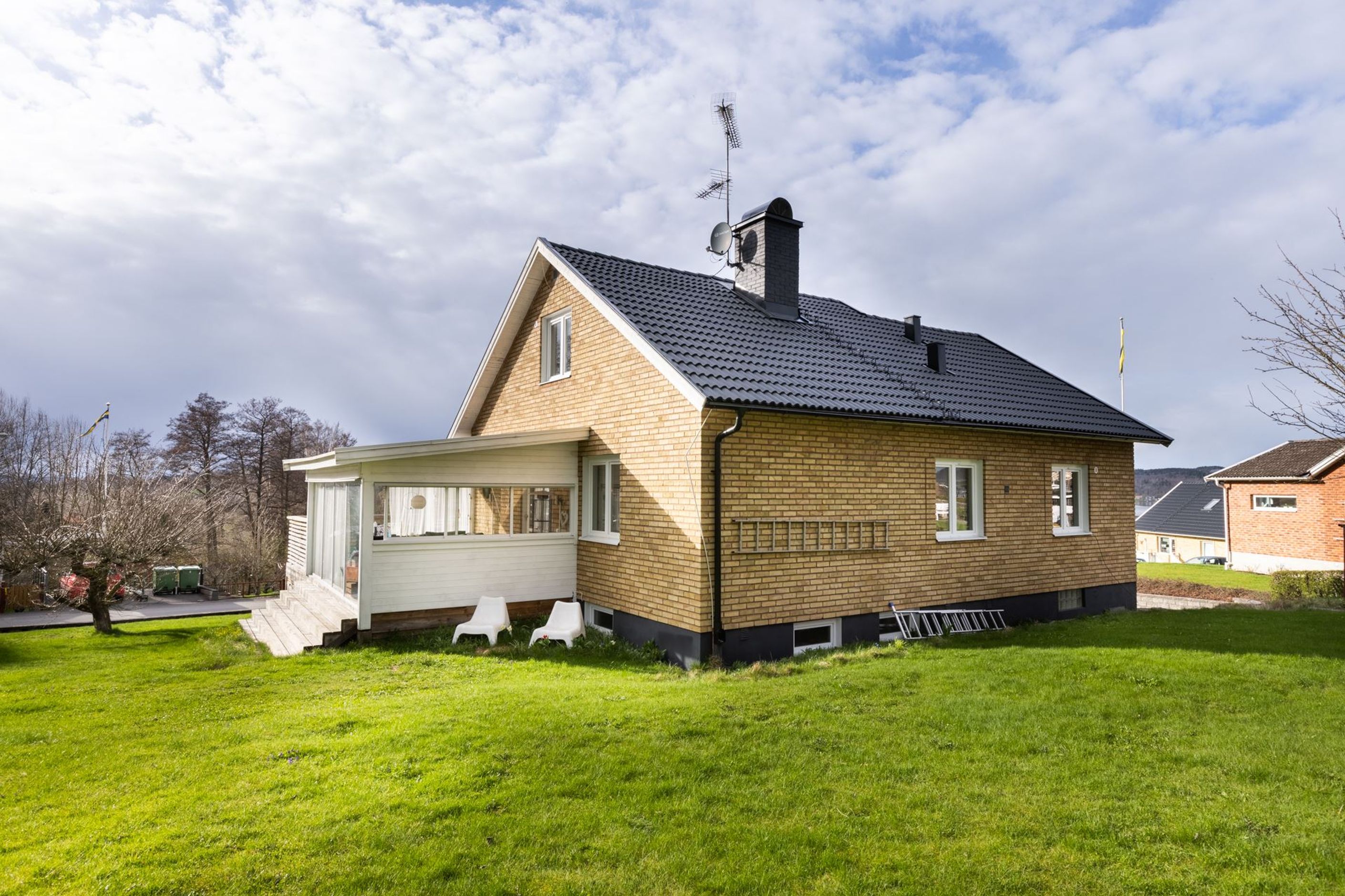 Populär gata som erbjuder härlig utsikt! - Ringvägen 14 Kaxholmen 6 rok ...