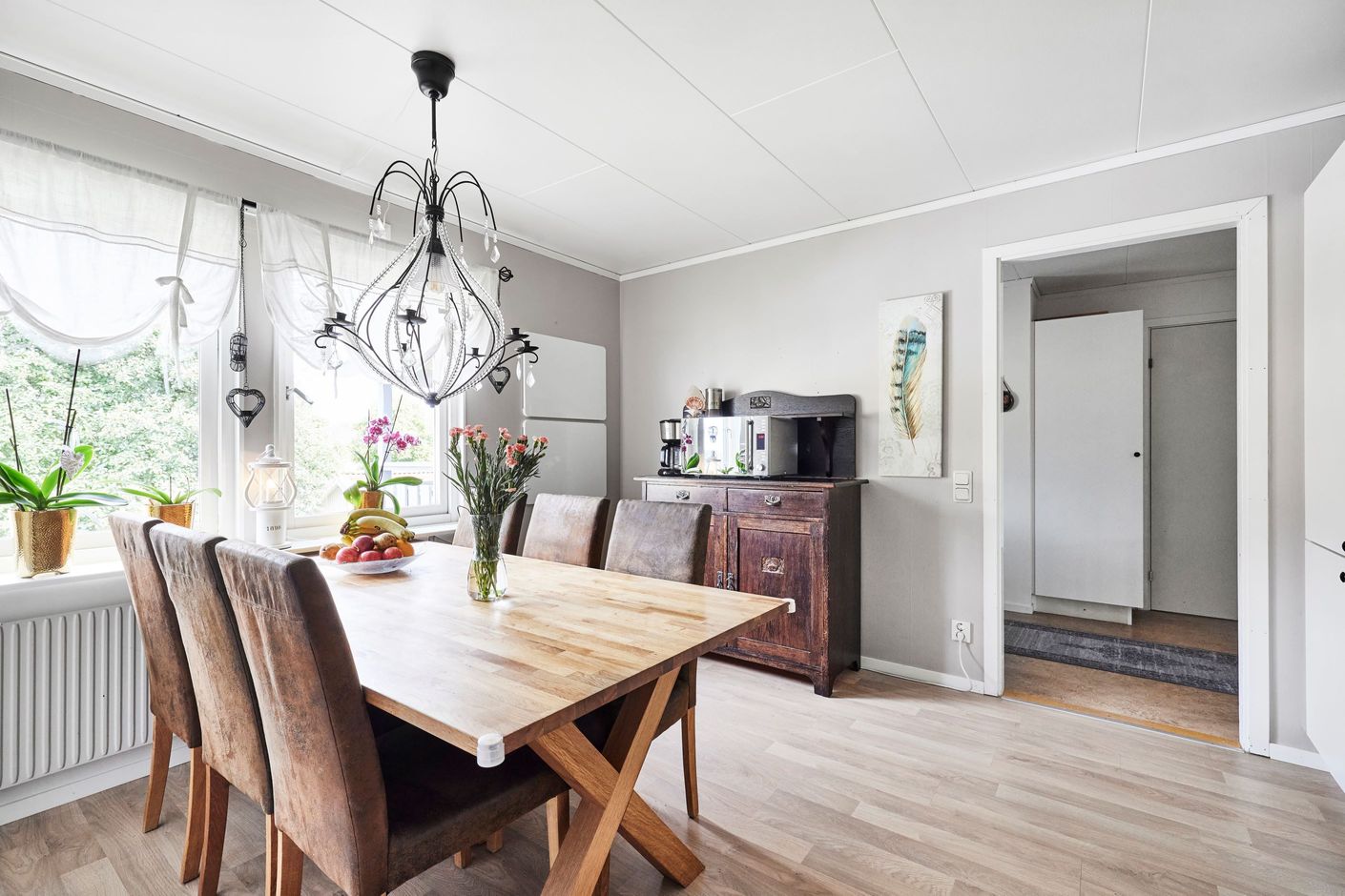 Förmånlig månadsavgift! - Mickels väg 12C Tenhult 4 rok, 96 kvm, TENHULT | HusmanHagberg din ...