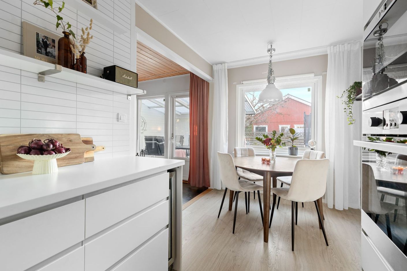 Dyarnevägen 24 - Bålsta Dyarne, Bålsta - Friliggande villa - HusmanHagberg