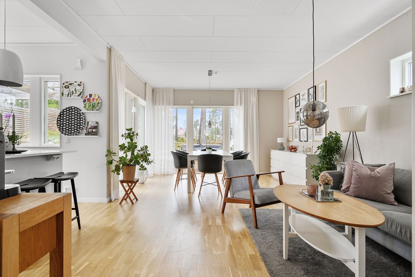 Hansbergsvägen 9 - Björkhaga, Åkersberga - Friliggande villa ...